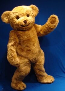 Barry The Bear - Animatronic Bear Studios INC
