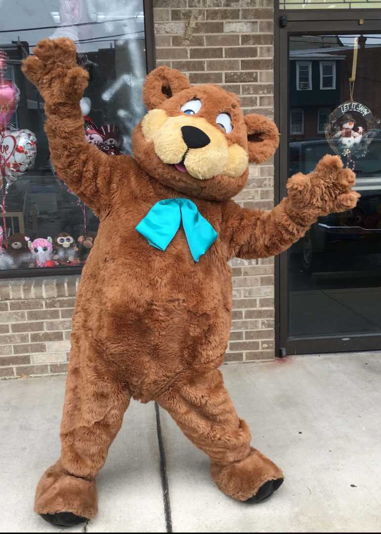 Characters & Creatures - Animatronic Bear Studios INC