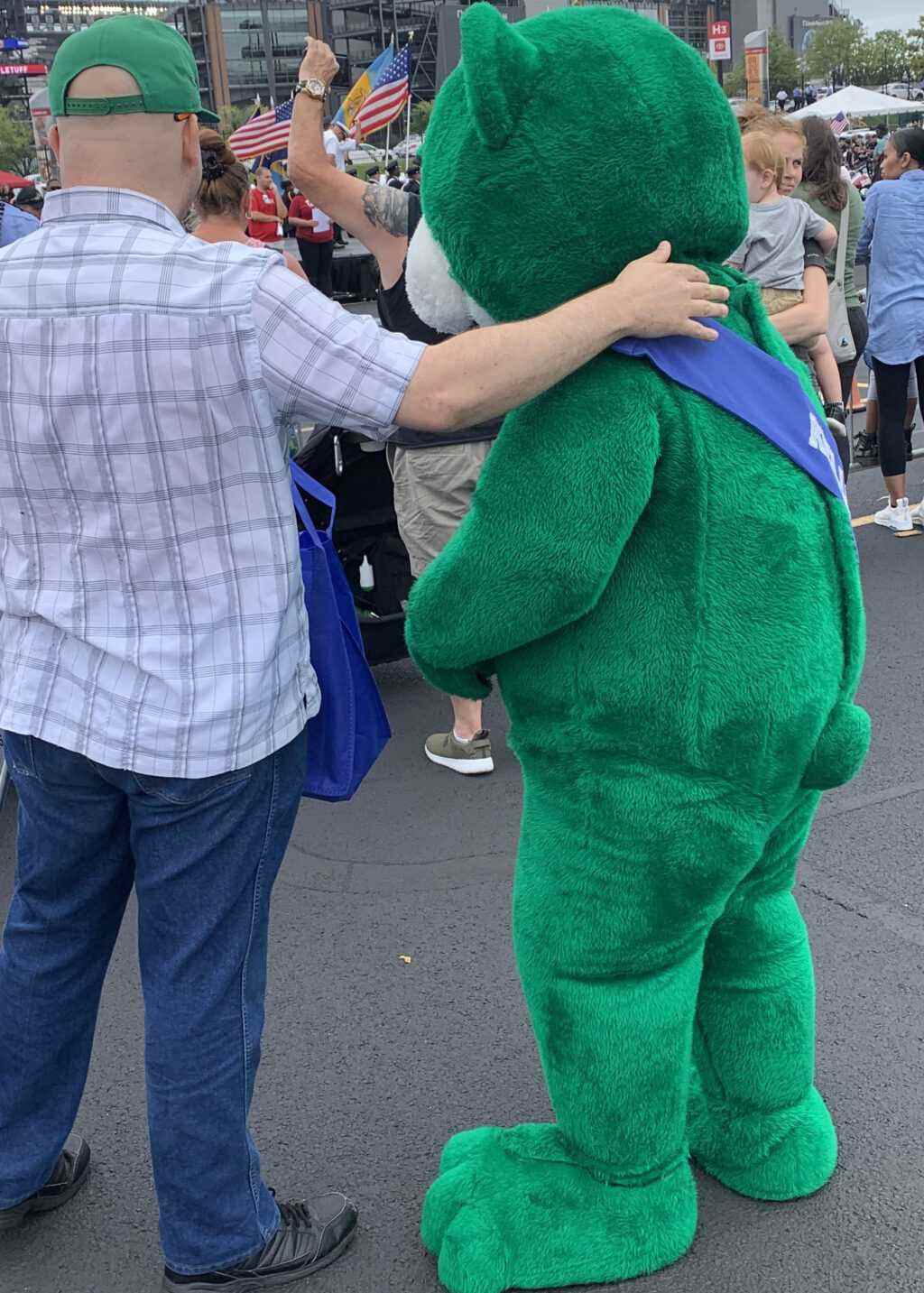 Kelly Bear - Animatronic Bear Studios INC