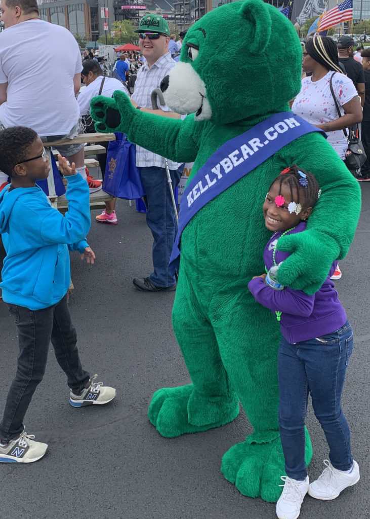 Kelly Bear - Animatronic Bear Studios INC